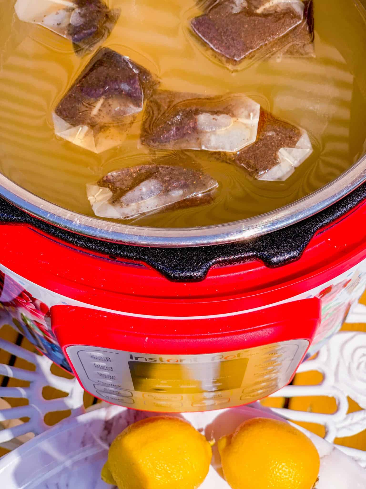Southern-Style Instant Pot Iced Tea - The Soul Food Pot