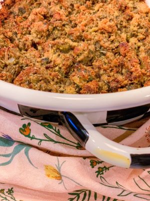 Old Fashioned Southern Cornbread Dressing Recipe - The Soul Food Pot