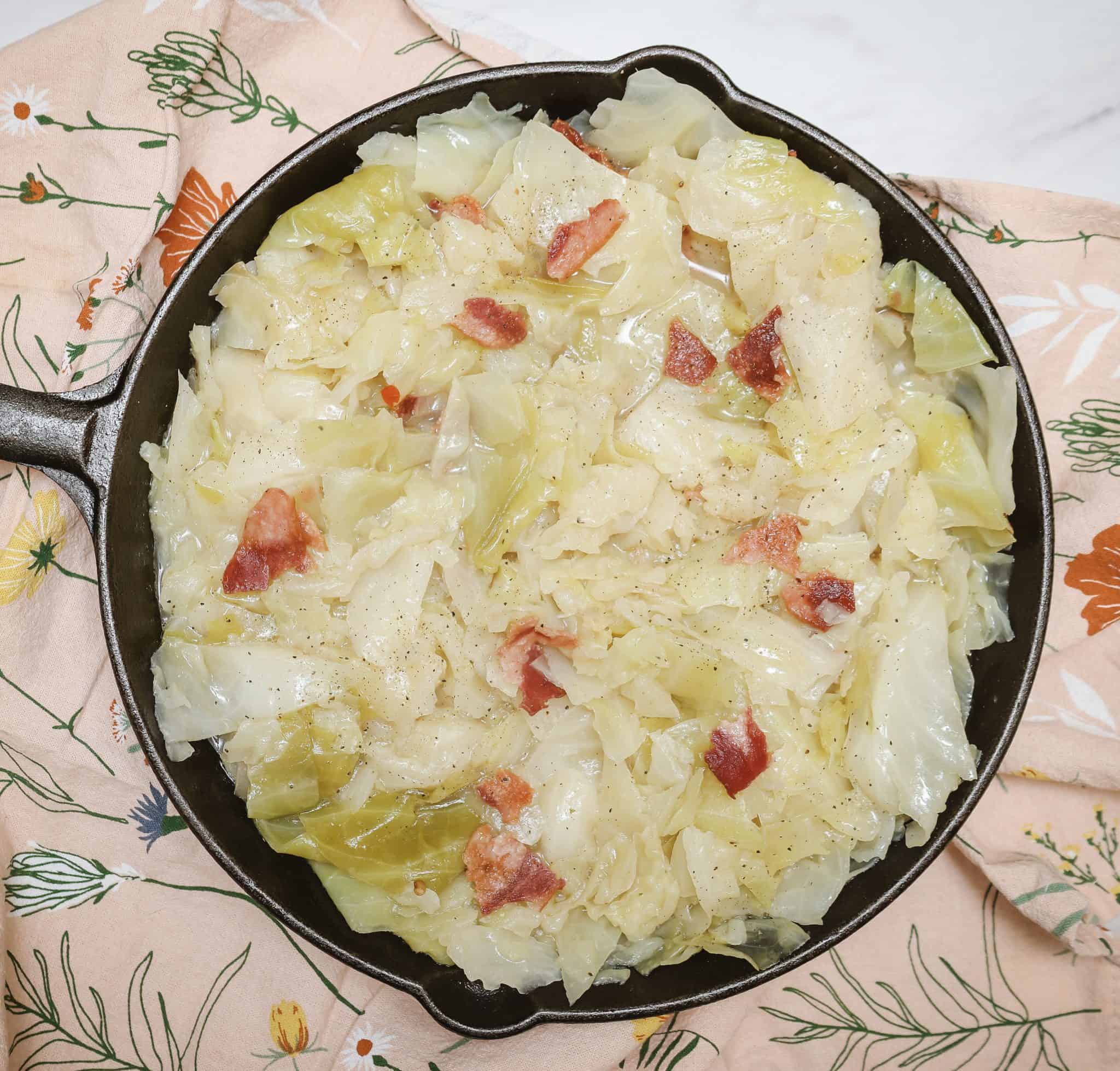 Soul Food Southern Fried Cabbage With Bacon - The Soul Food Pot