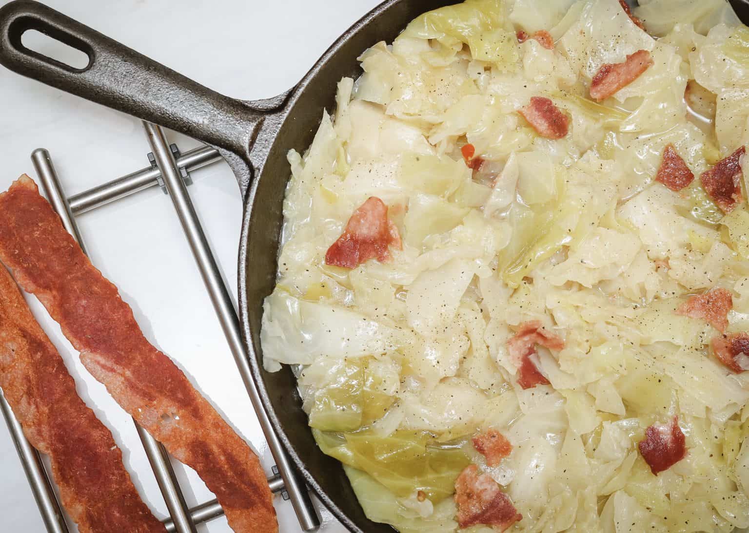 Soul Food Southern Fried Cabbage With Bacon - The Soul Food Pot