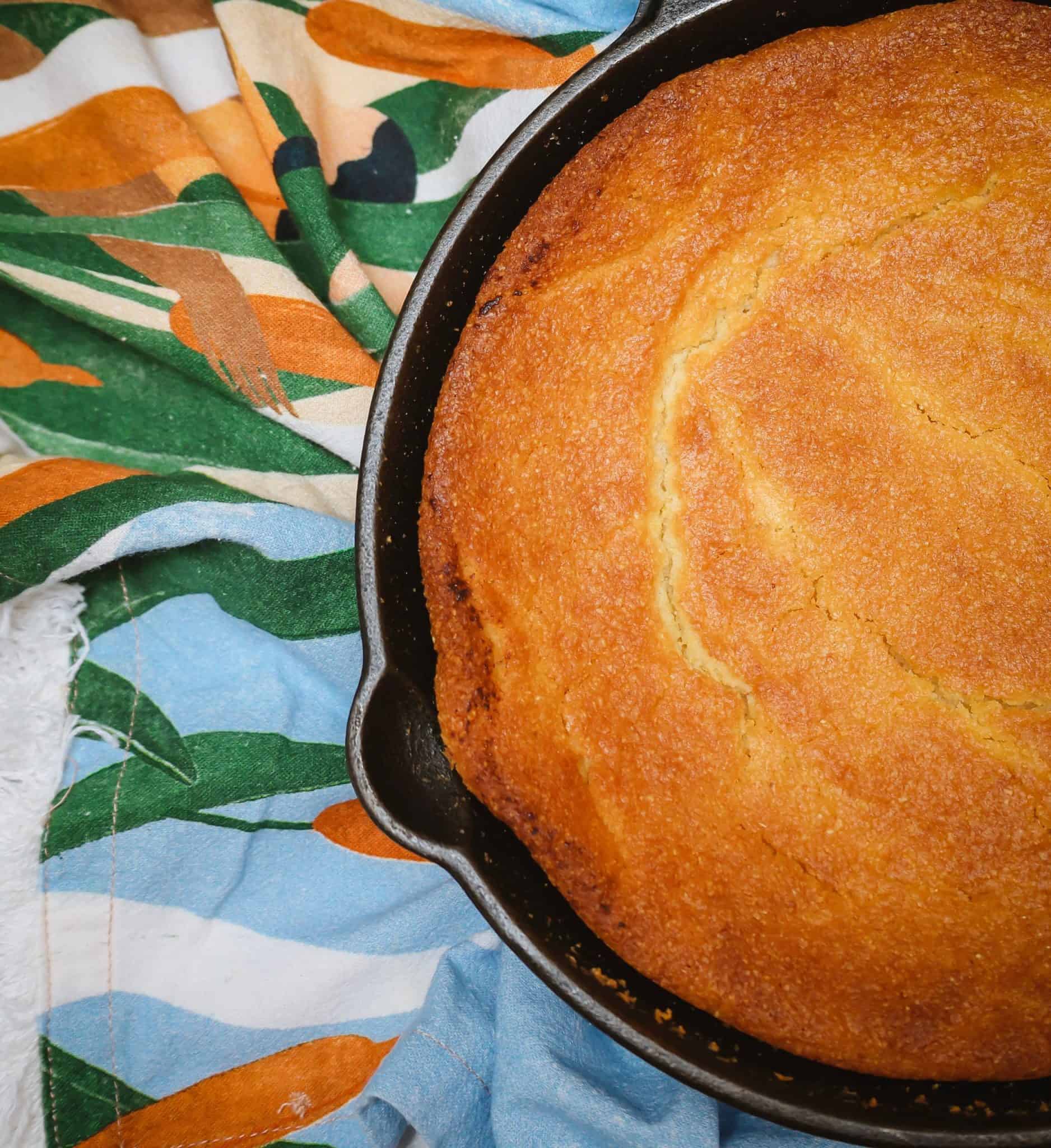 Southern Soul Food Cornbread - The Soul Food Pot