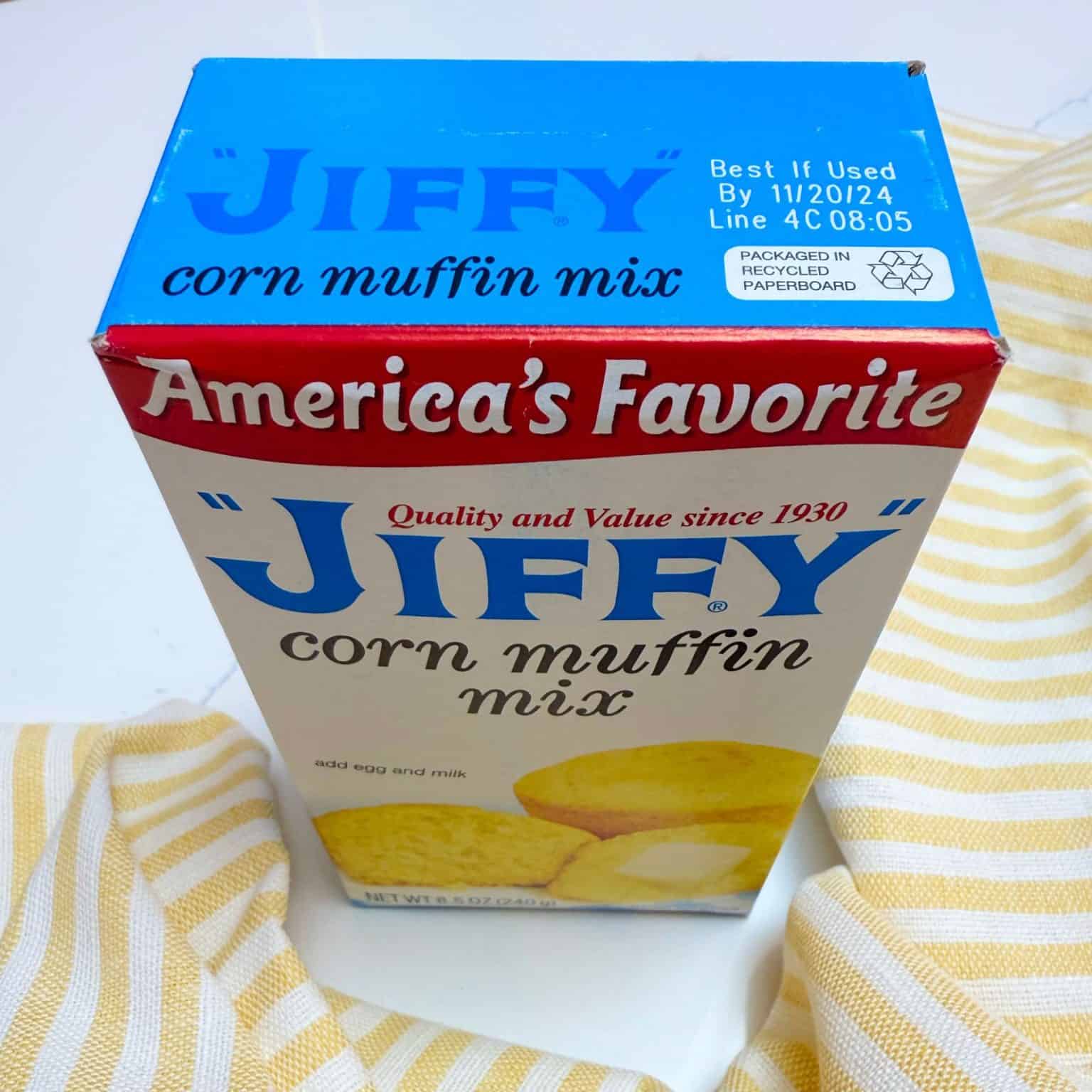 Old-Fashioned Jiffy Cornbread Recipe With Cream Cheese - The Soul Food Pot